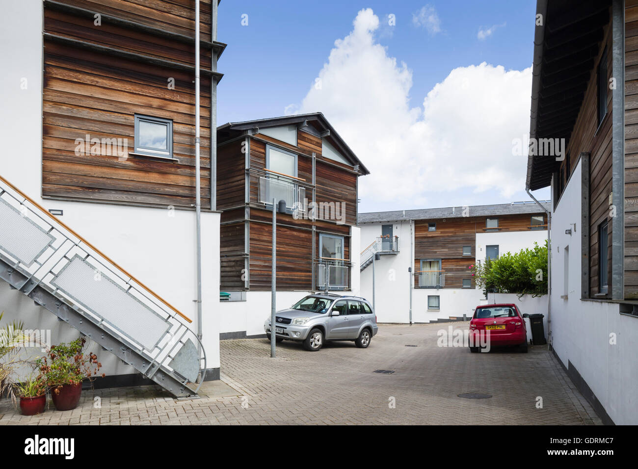 Groundbreaking contemporary housing in Edinburgh's New Town designed by ...