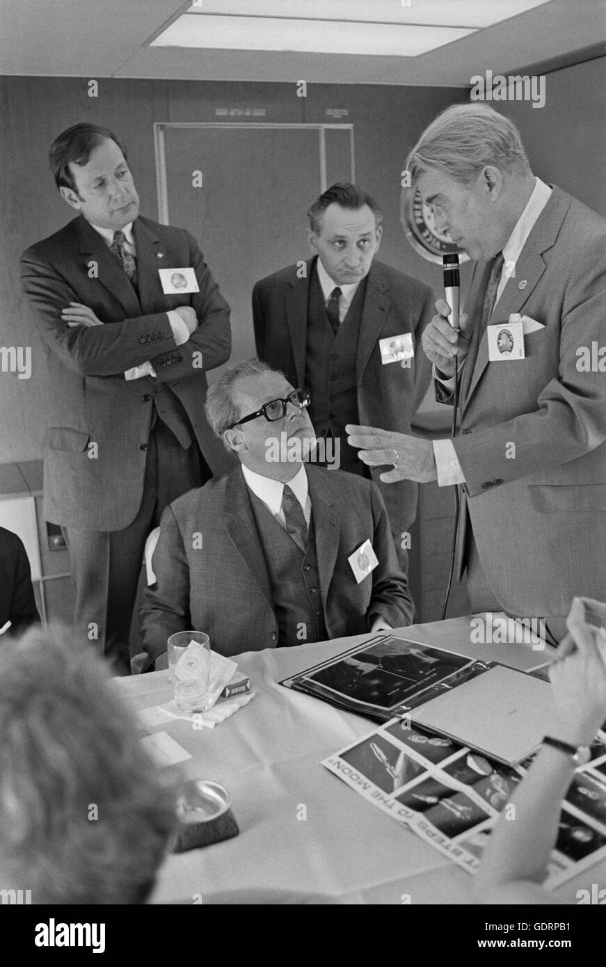 Willy brandt delegation Black and White Stock Photos & Images - Alamy