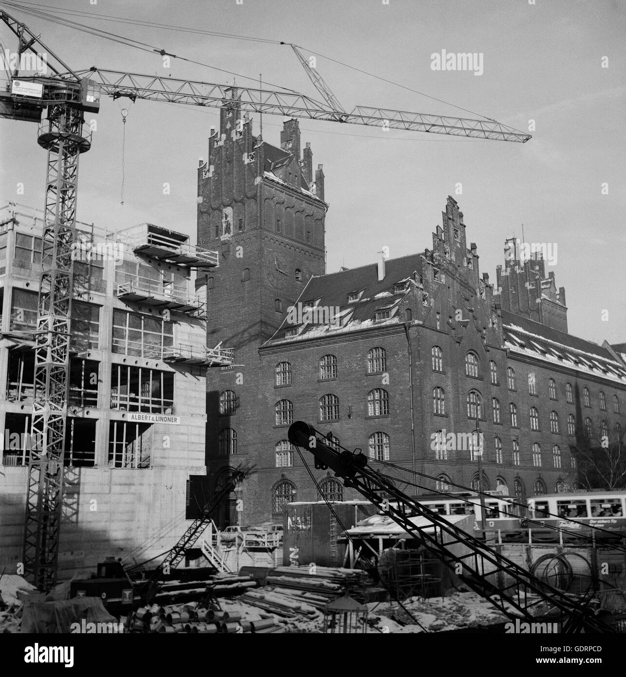 1960s building hi-res stock photography and images - Alamy