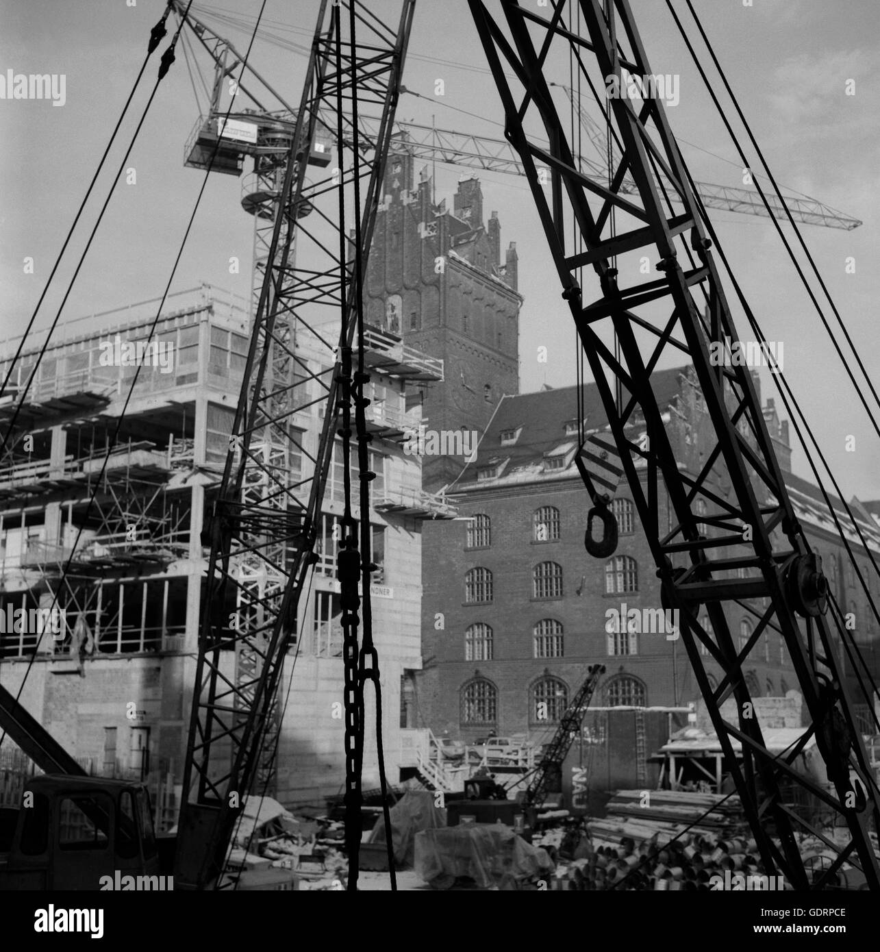 Building of the Munich U-Bahn, 1960s Stock Photo - Alamy