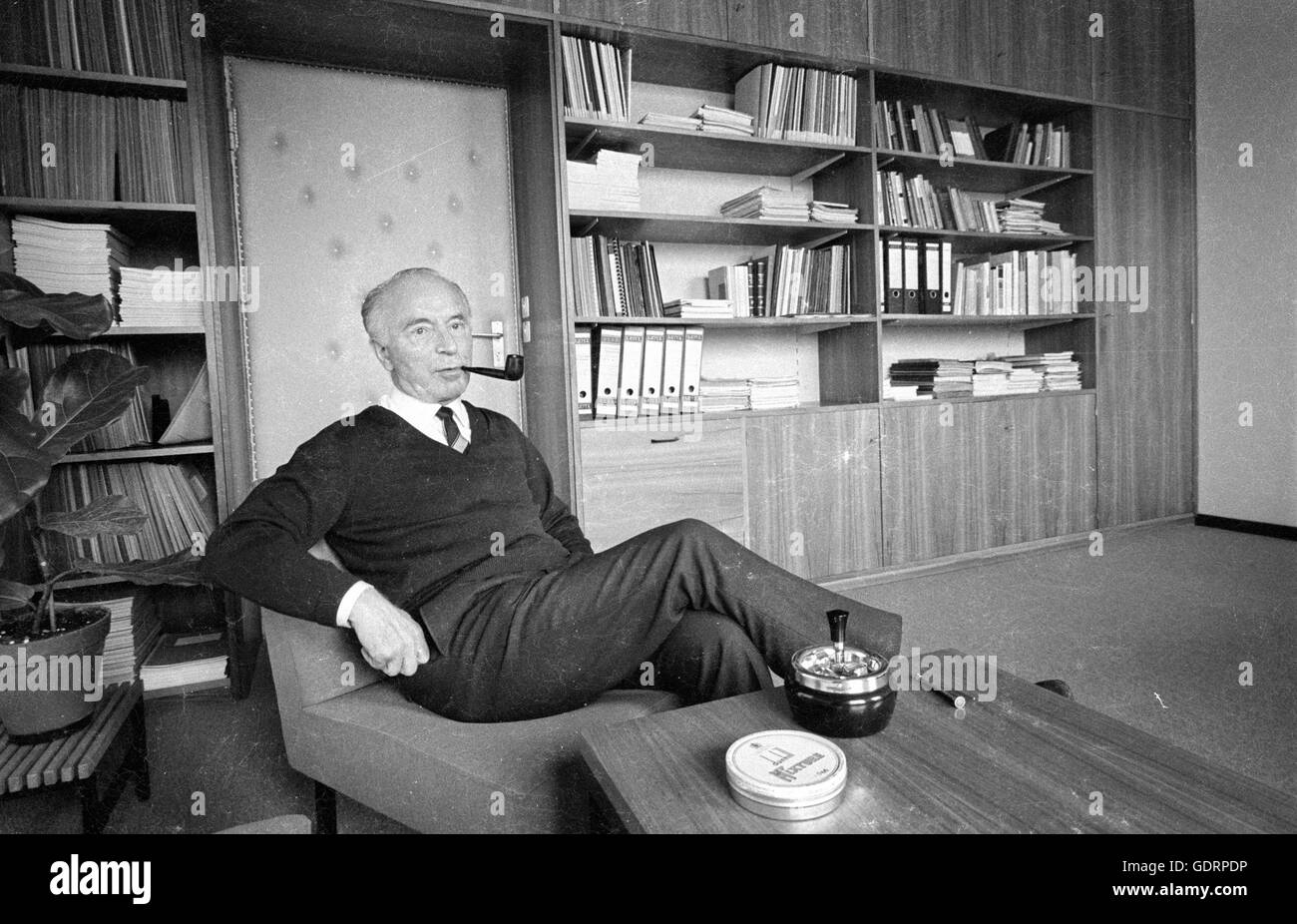 Ipp Black and White Stock Photos & Images - Alamy