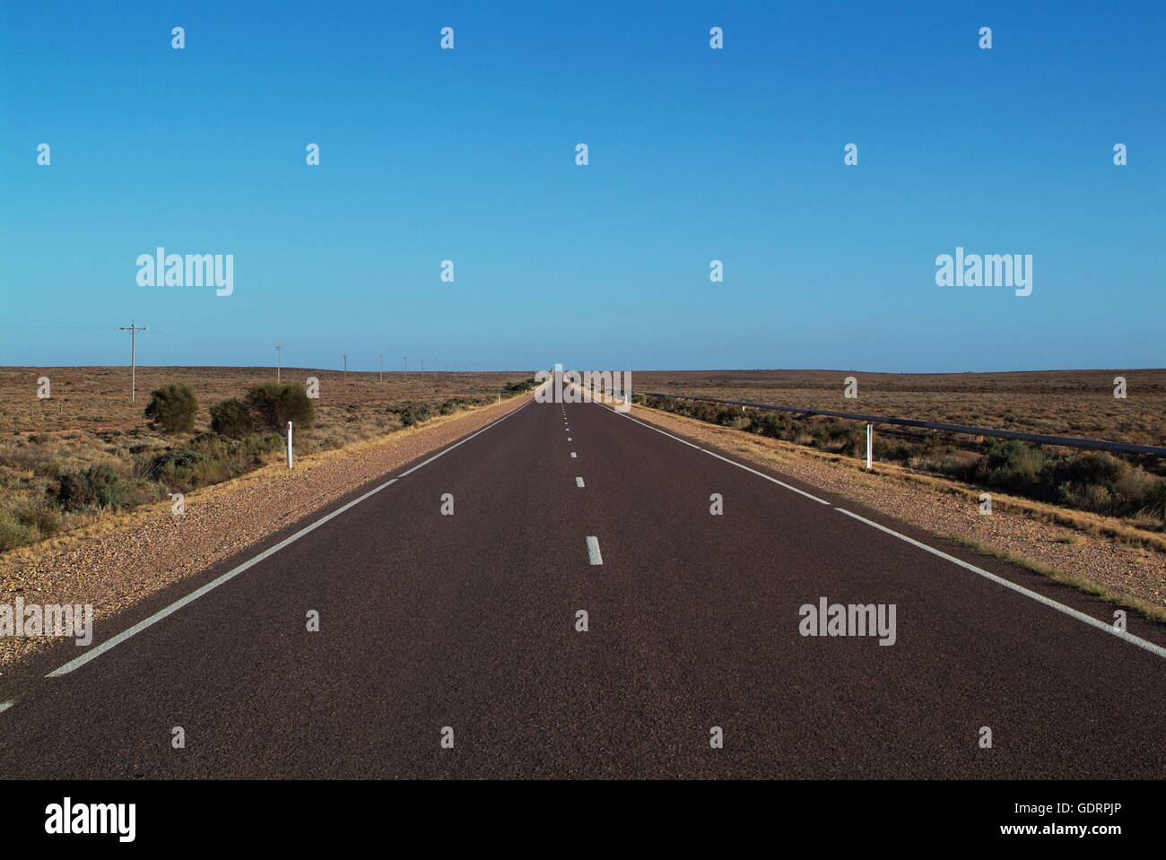 Stuart highway australia darwin hi-res stock photography and images - Alamy