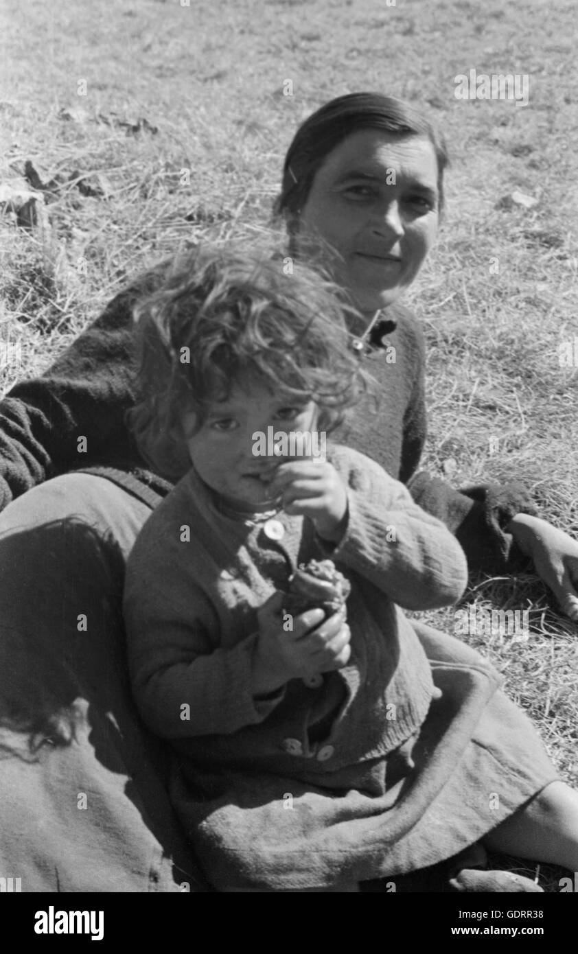 Sinti and Romanies in France, 1941 Stock Photo - Alamy