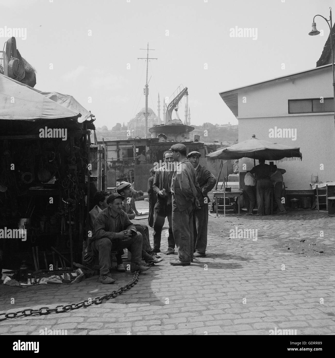 Port workers in Istanbul, 1965 Stock Photo - Alamy
