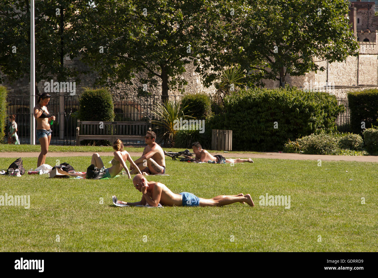 London, UK. 19th July, 2016. Mad dogs and Englishmen go out in the ...