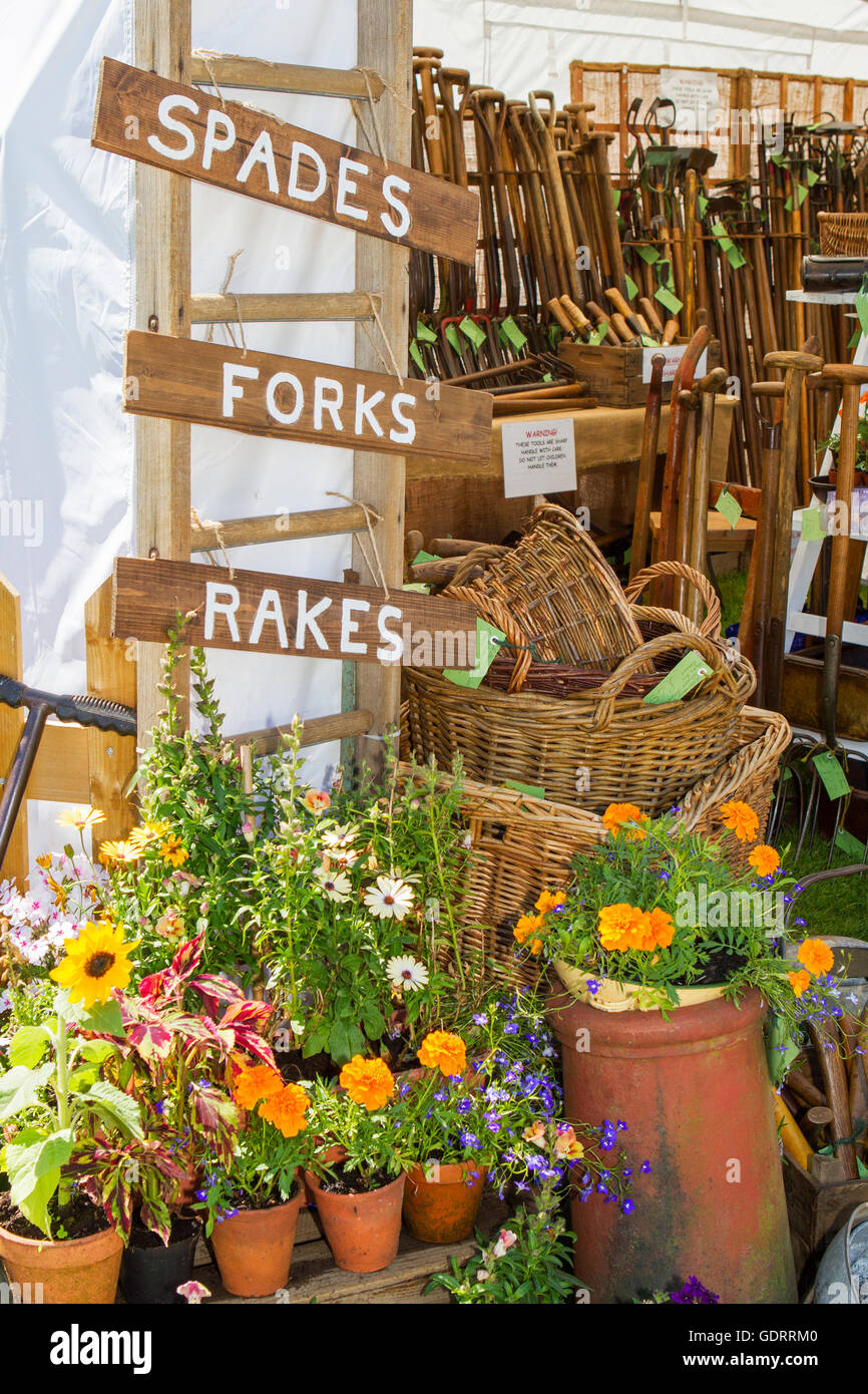 RHS Tatton Park Flower Show Exhibits. 19th July, 2016. Fabulous exhibit ...