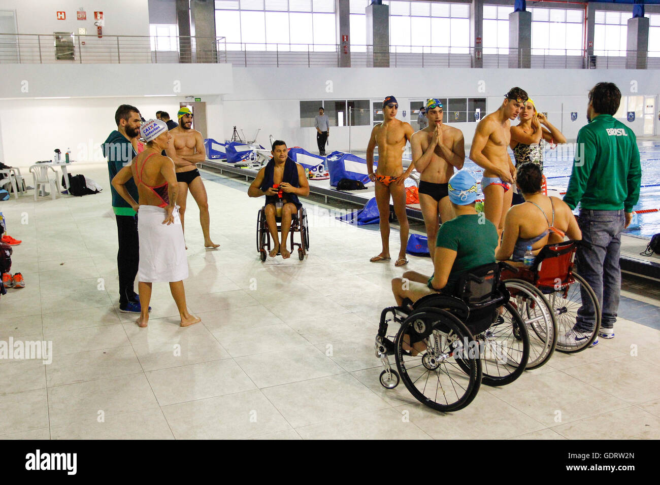 Paralympic Swimming sport athletes who will represent Brazil, training ...