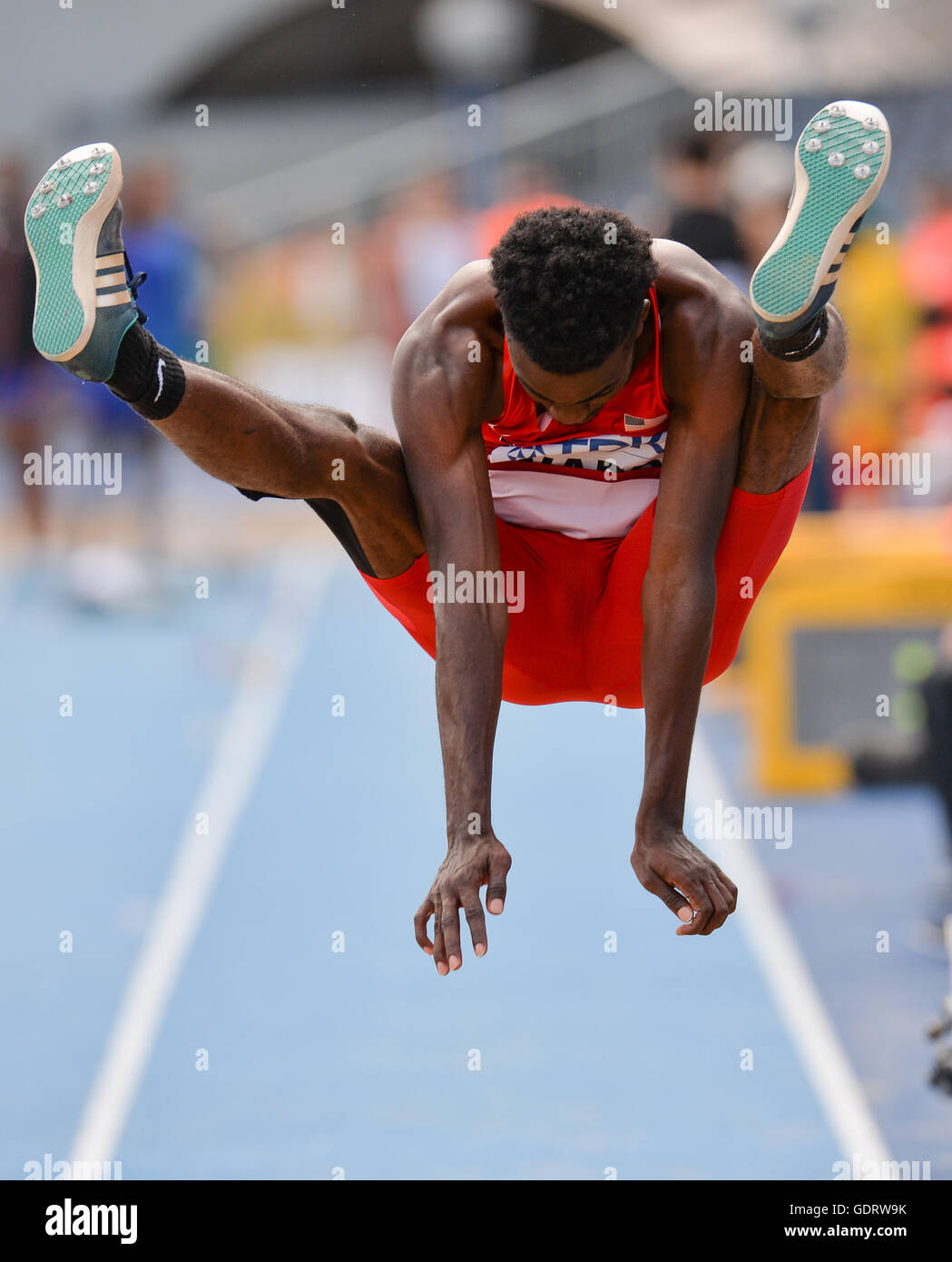 Mens long jump qualification hi-res stock photography and images - Alamy