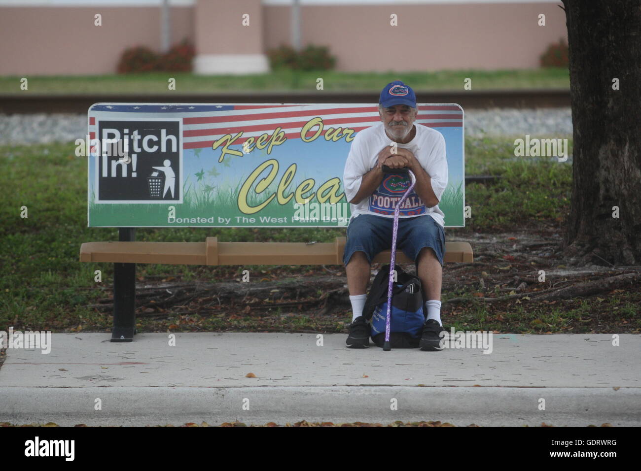 Bit rude hi-res stock photography and images - Alamy