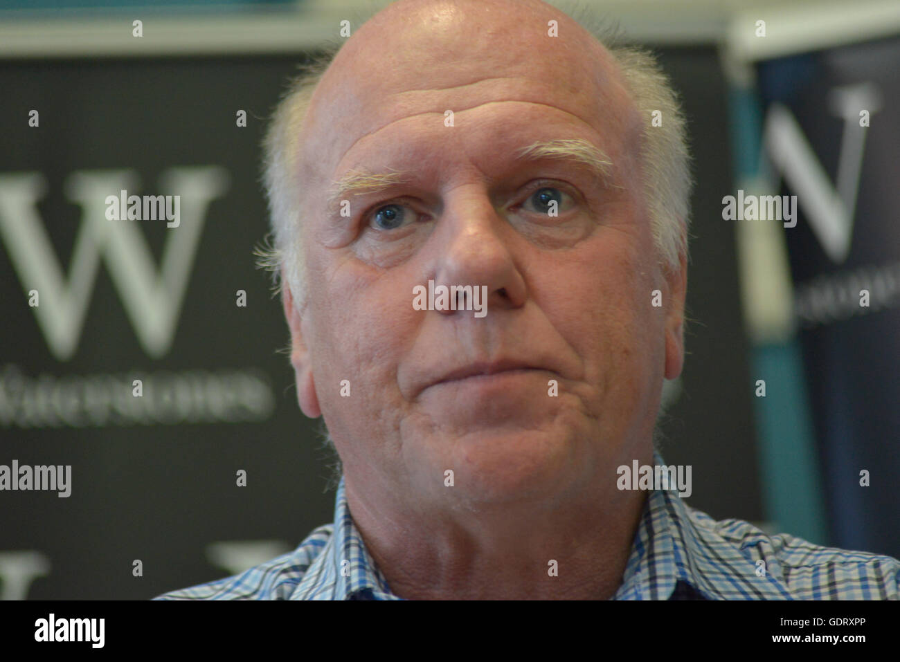 Peter robinson author hi-res stock photography and images - Alamy