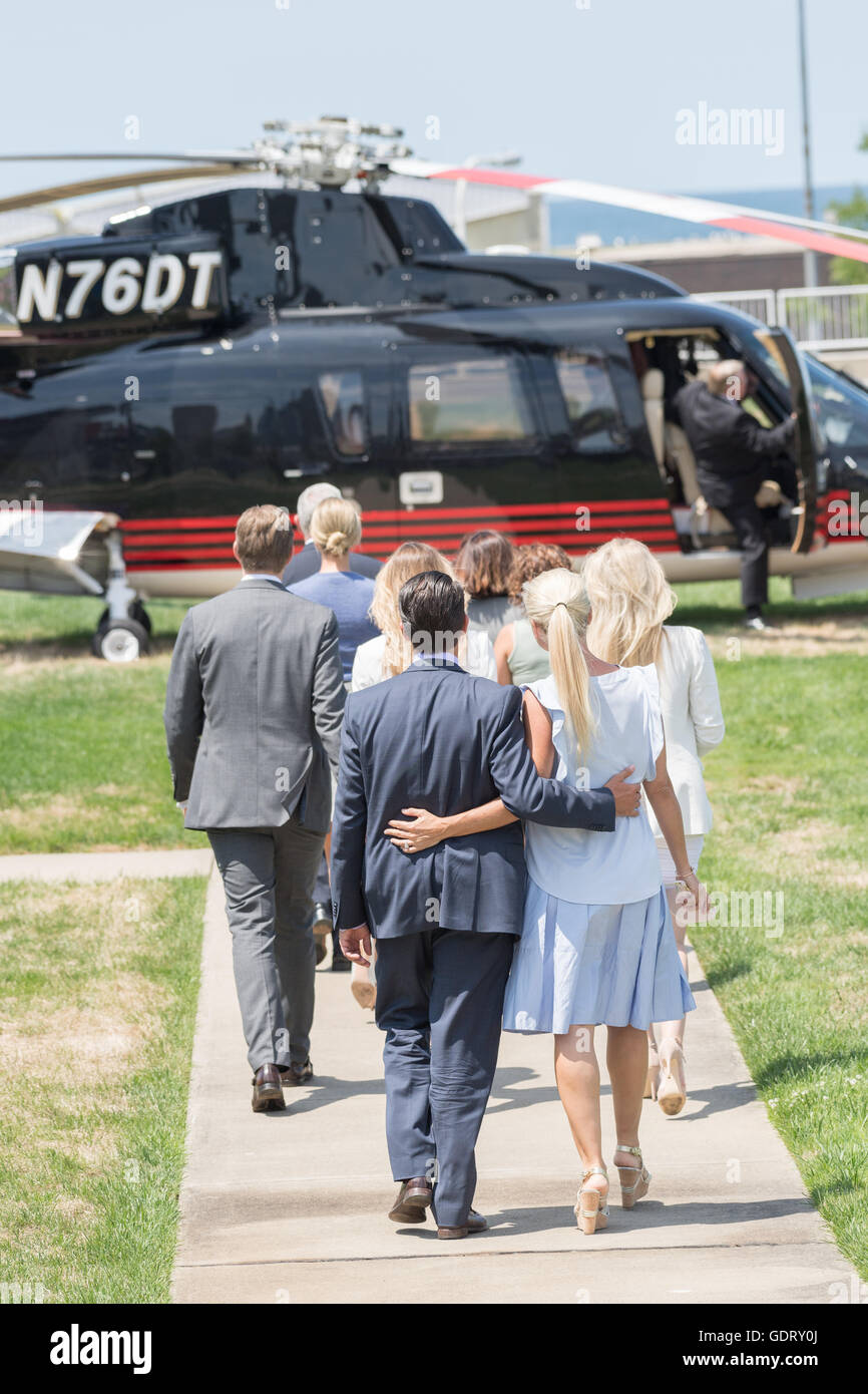 Lara yunaska trump hi-res stock photography and images - Alamy