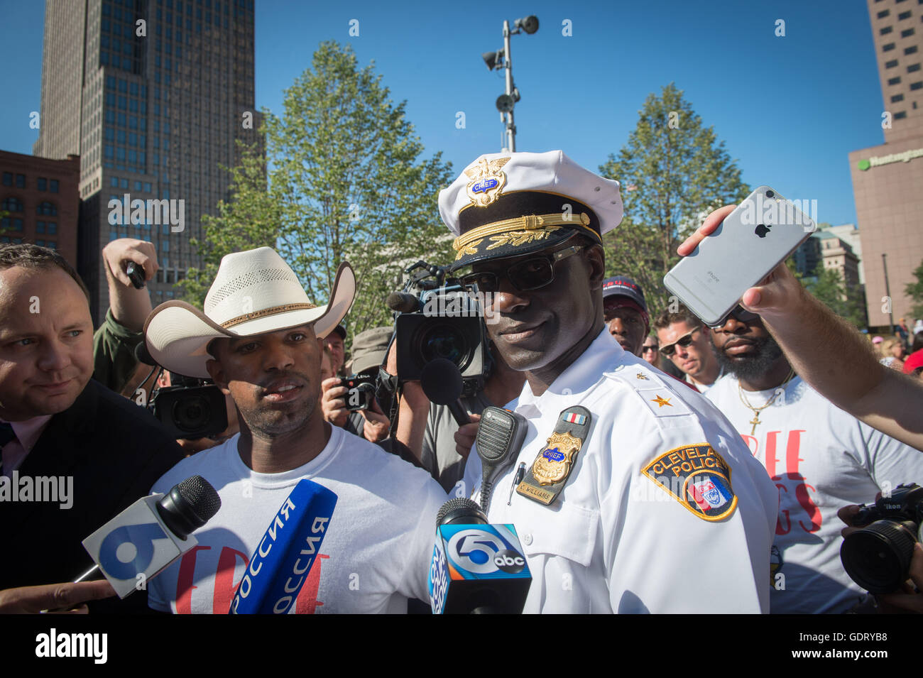 Cleveland police chief calvin williams hi-res stock photography and ...