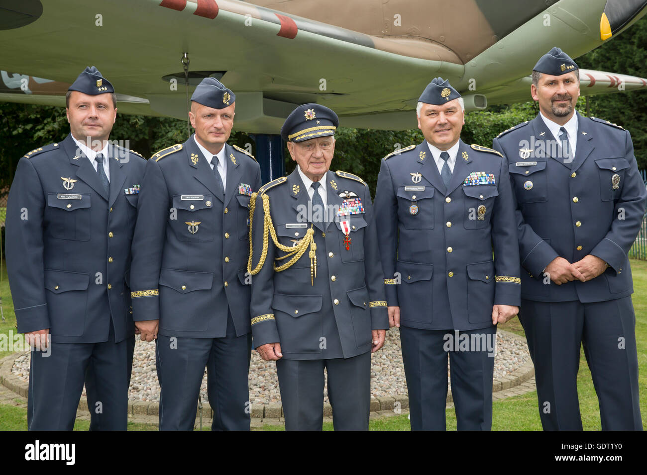 Biggin Hill, UK. 21st July, 2016. Czechs Petr Tomanek, Libor Stefanek ...