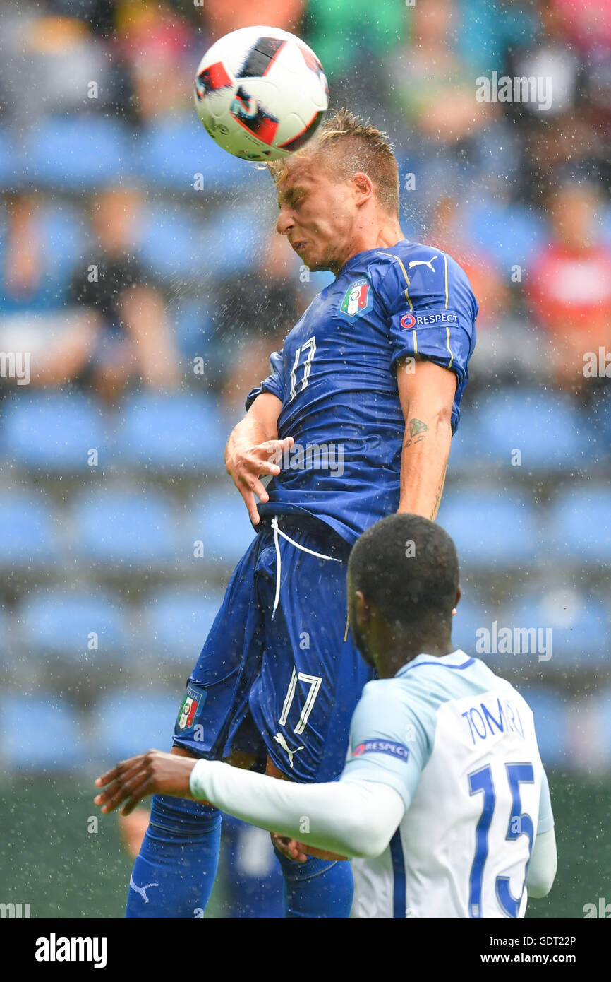 Mannheim, Germany. 21st July, 2016. Italy's Guiseppe Panico (L) and ...