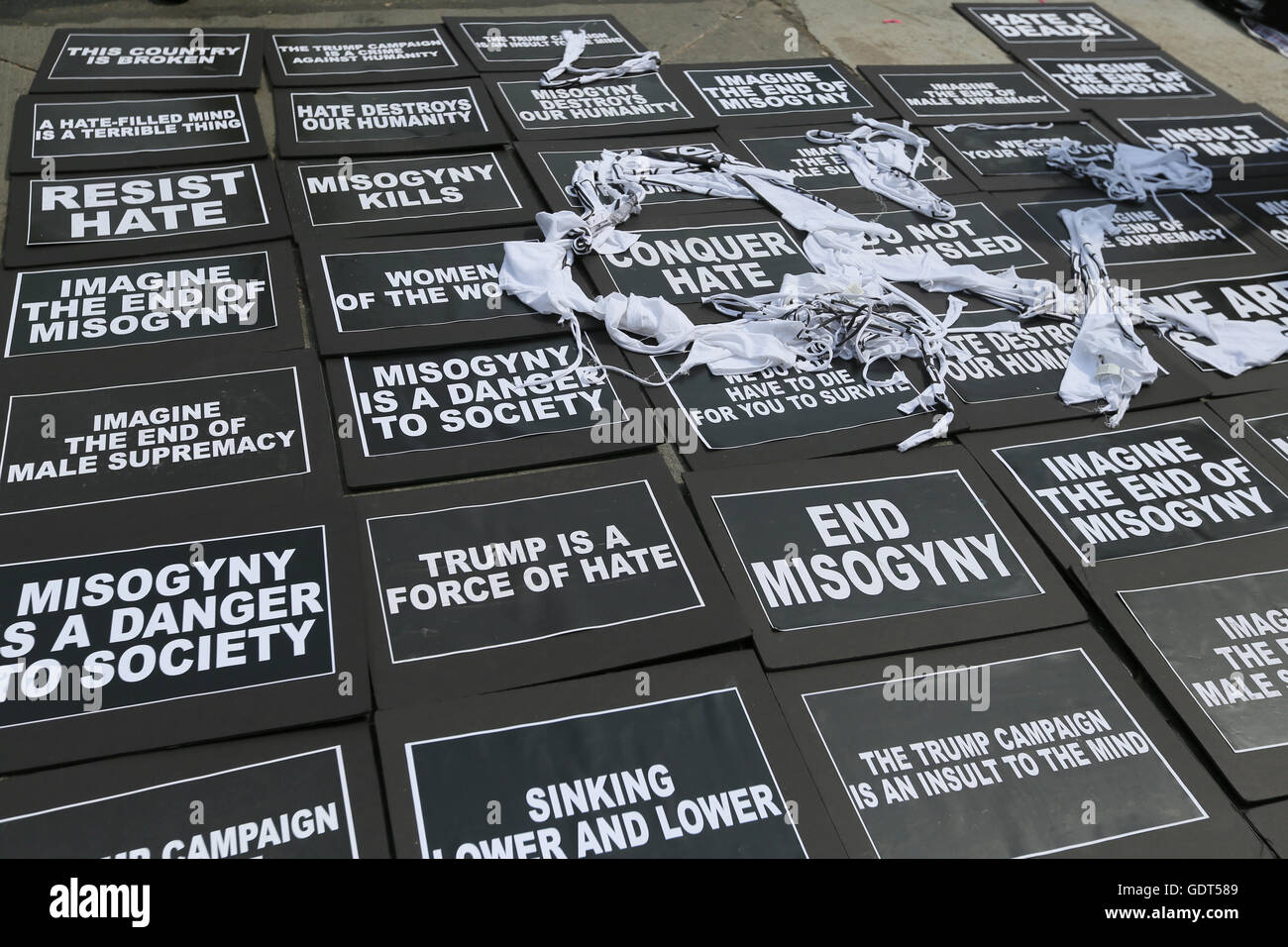 Cleveland, Ohio, USA. 21st July, 2016. This series of black placards ...