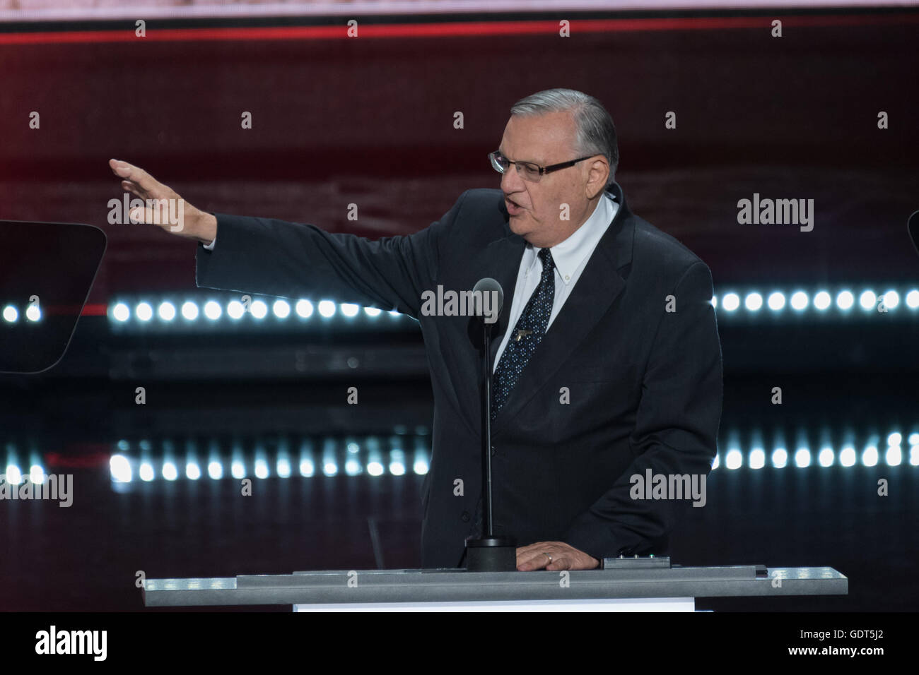 Sheriff Joe Arpaio addresses delegates on the final day of the ...