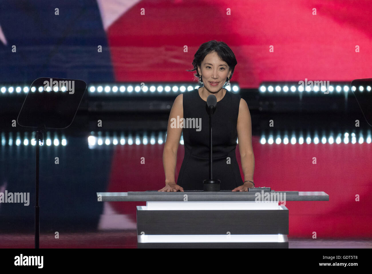 Dr lisa hi-res stock photography and images - Alamy