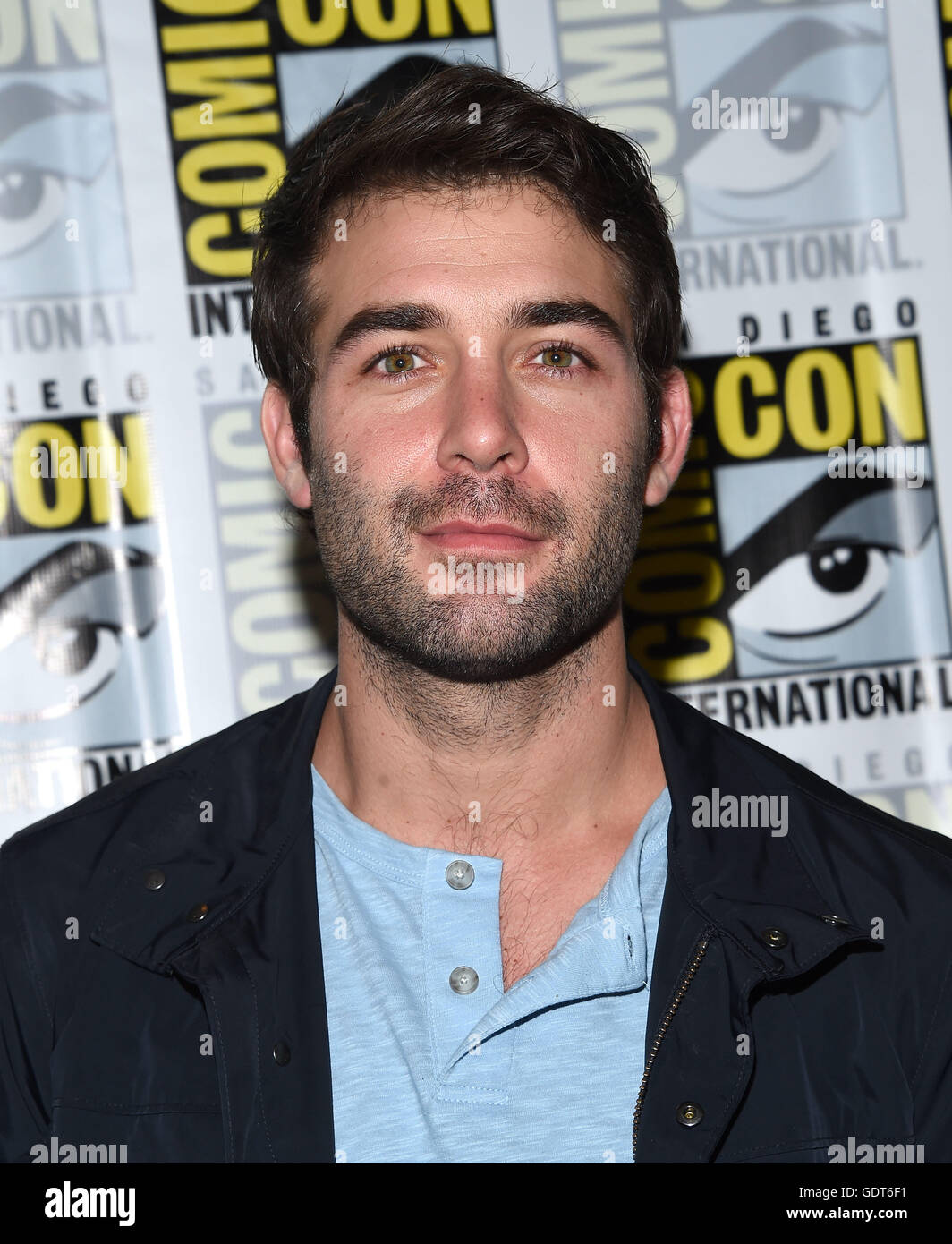 James wolk hi-res stock photography and images - Alamy
