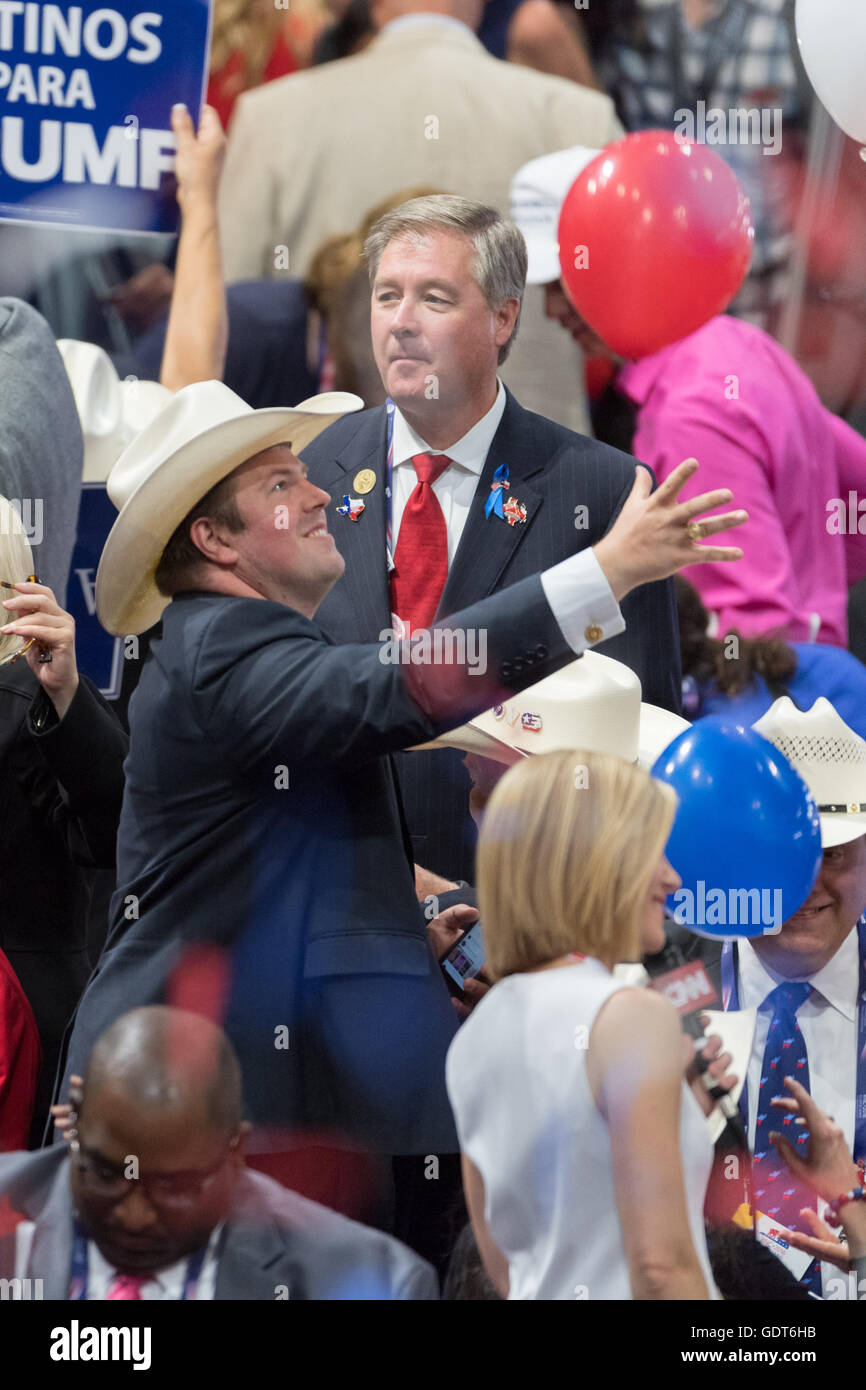 2016 rnc balloons trump hi-res stock photography and images - Alamy