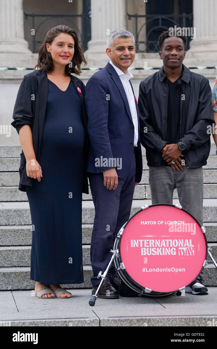 London England Uk 22nd July 2016 Mayor Of London Sadiq Khan Launch Of International Busking 
