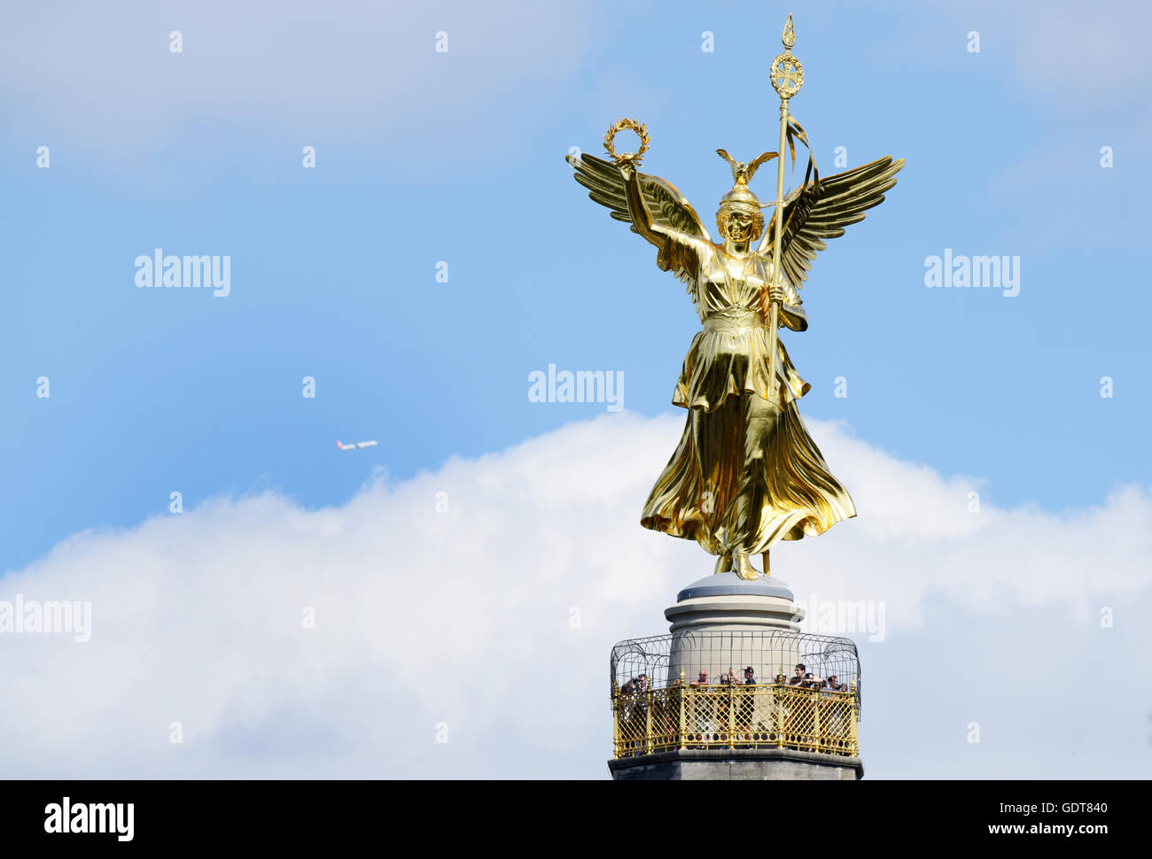 Berlin, Germany. 20th July, 2016. The bronze statue of Victoria, also ...
