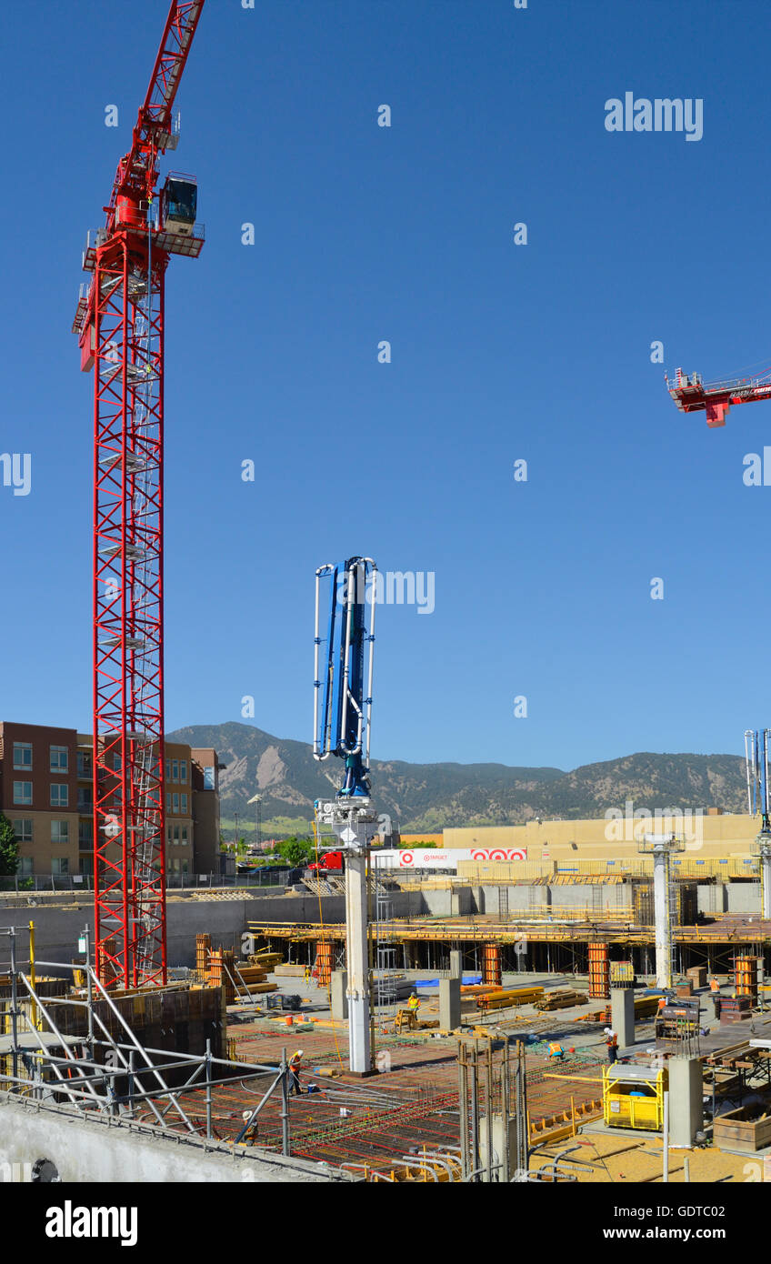 Complicated construction hi-res stock photography and images - Alamy