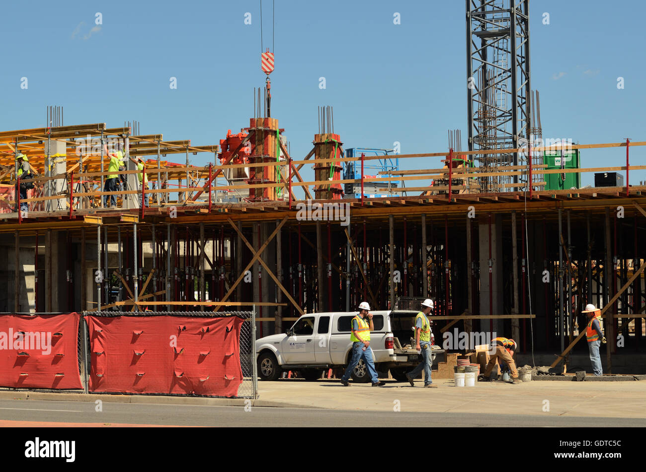 Commercial construction in Boulder Colorado Stock Photo - Alamy
