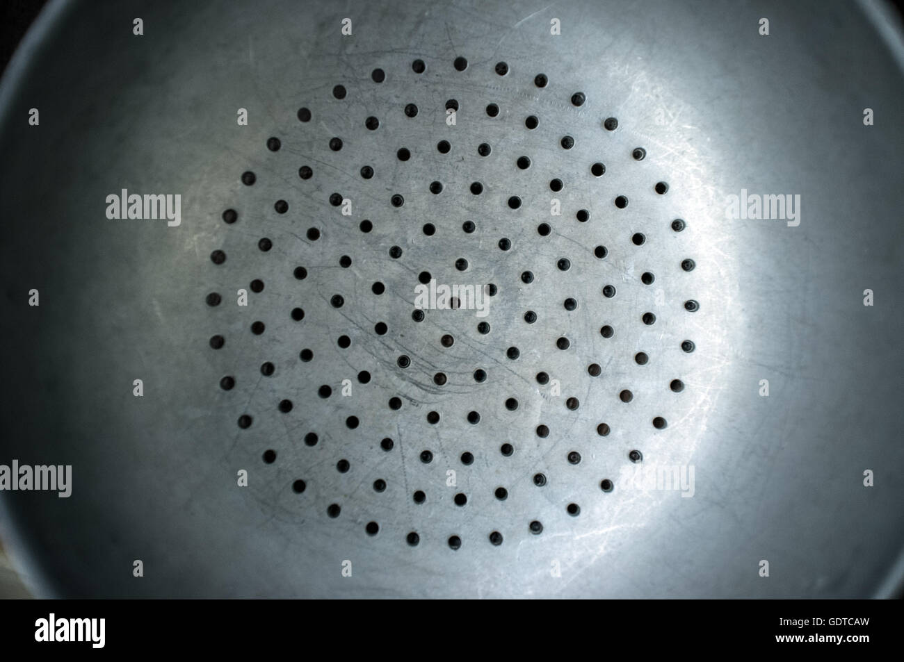 Metal cullender hi-res stock photography and images - Alamy