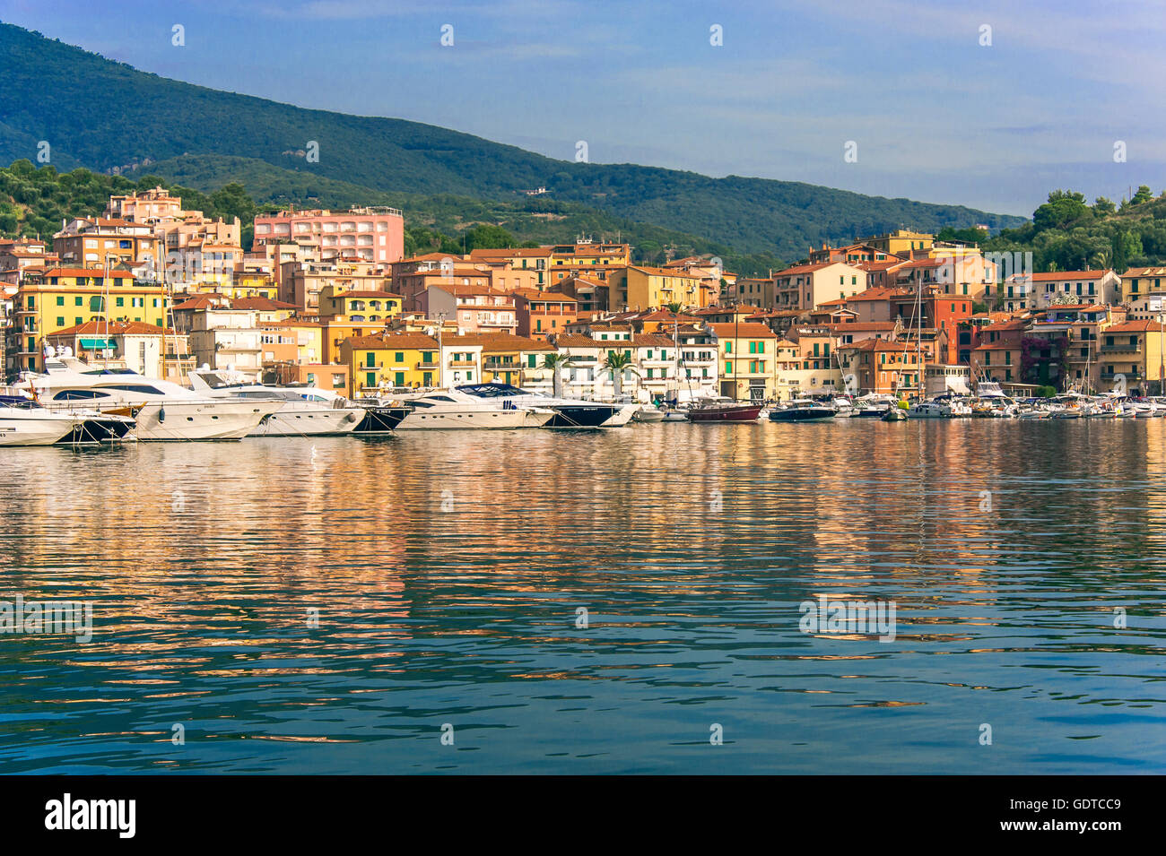 Tuscany coast hi-res stock photography and images - Alamy