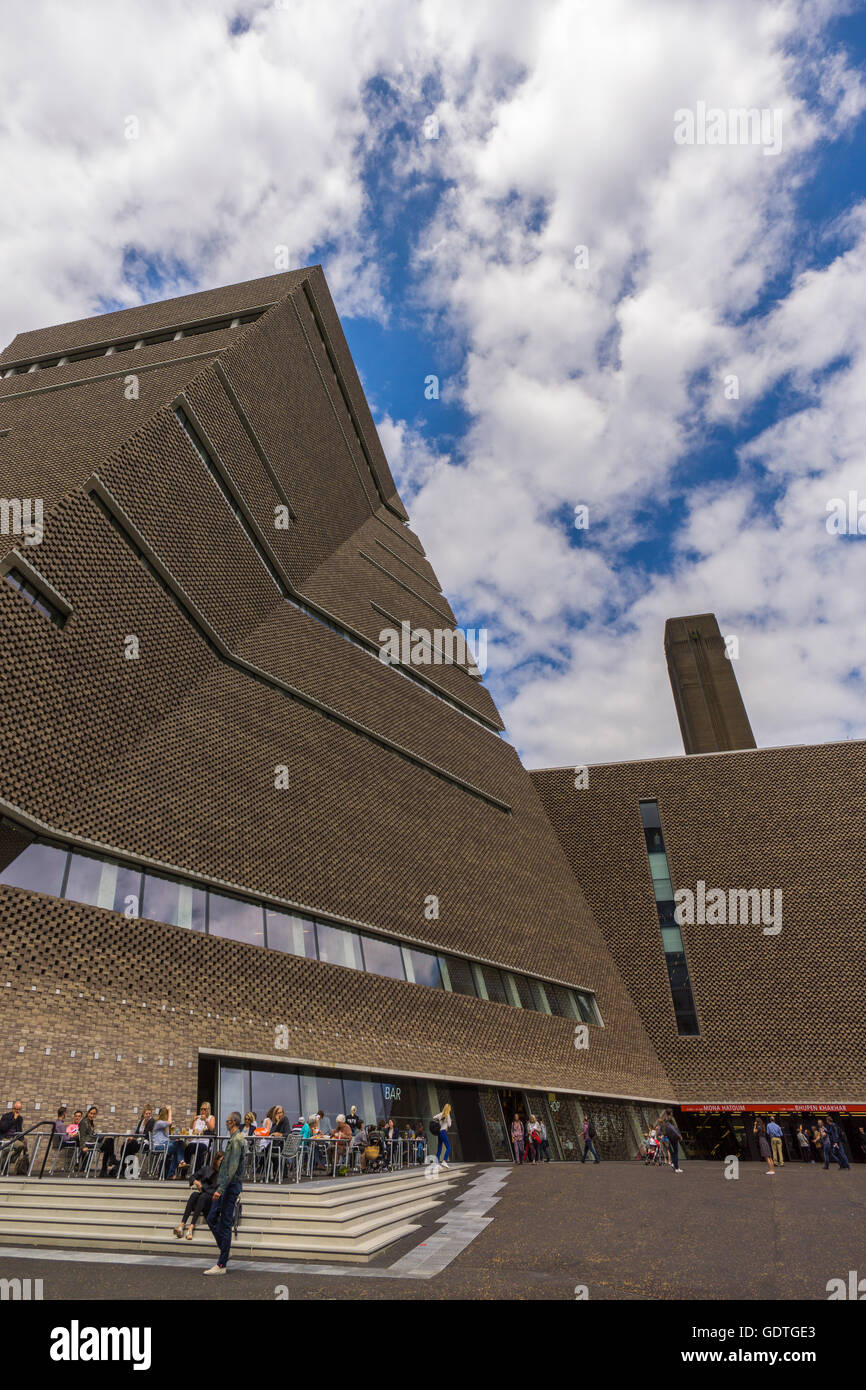 Switch house tate modern hi-res stock photography and images - Alamy