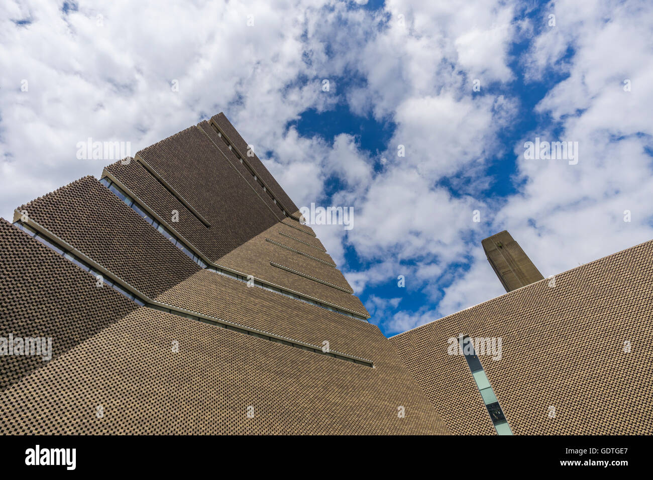 Switch house tate modern hi-res stock photography and images - Alamy