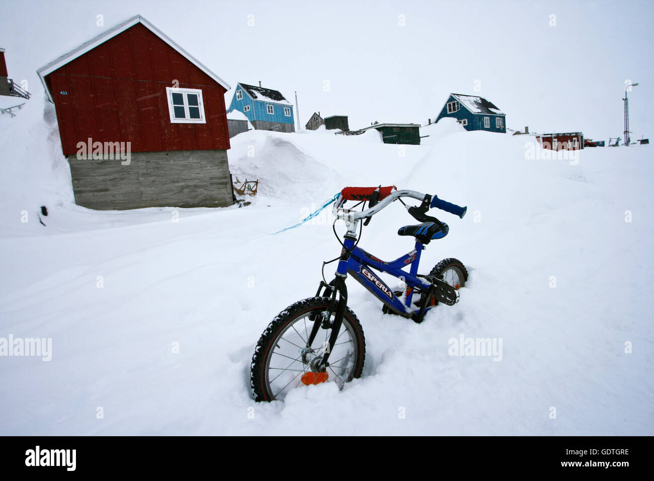 Kulusuk inuit village hi-res stock photography and images - Alamy
