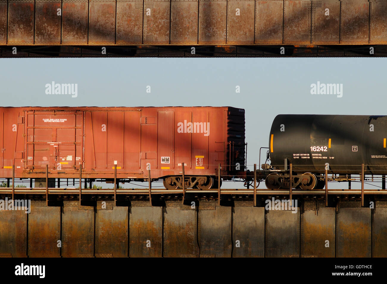 Railroad cars hi-res stock photography and images - Alamy