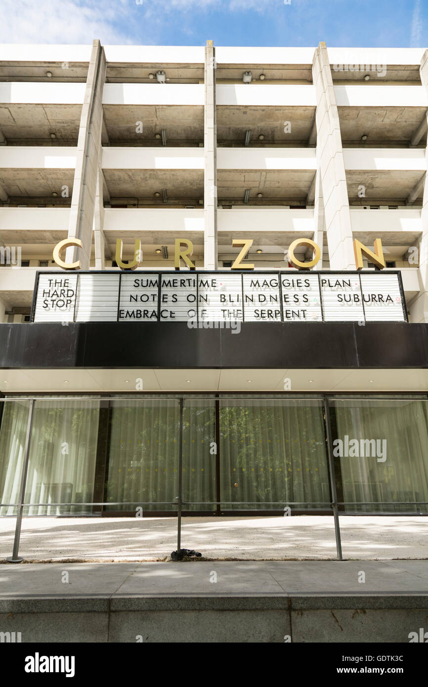 Cinema sign london hi-res stock photography and images - Alamy