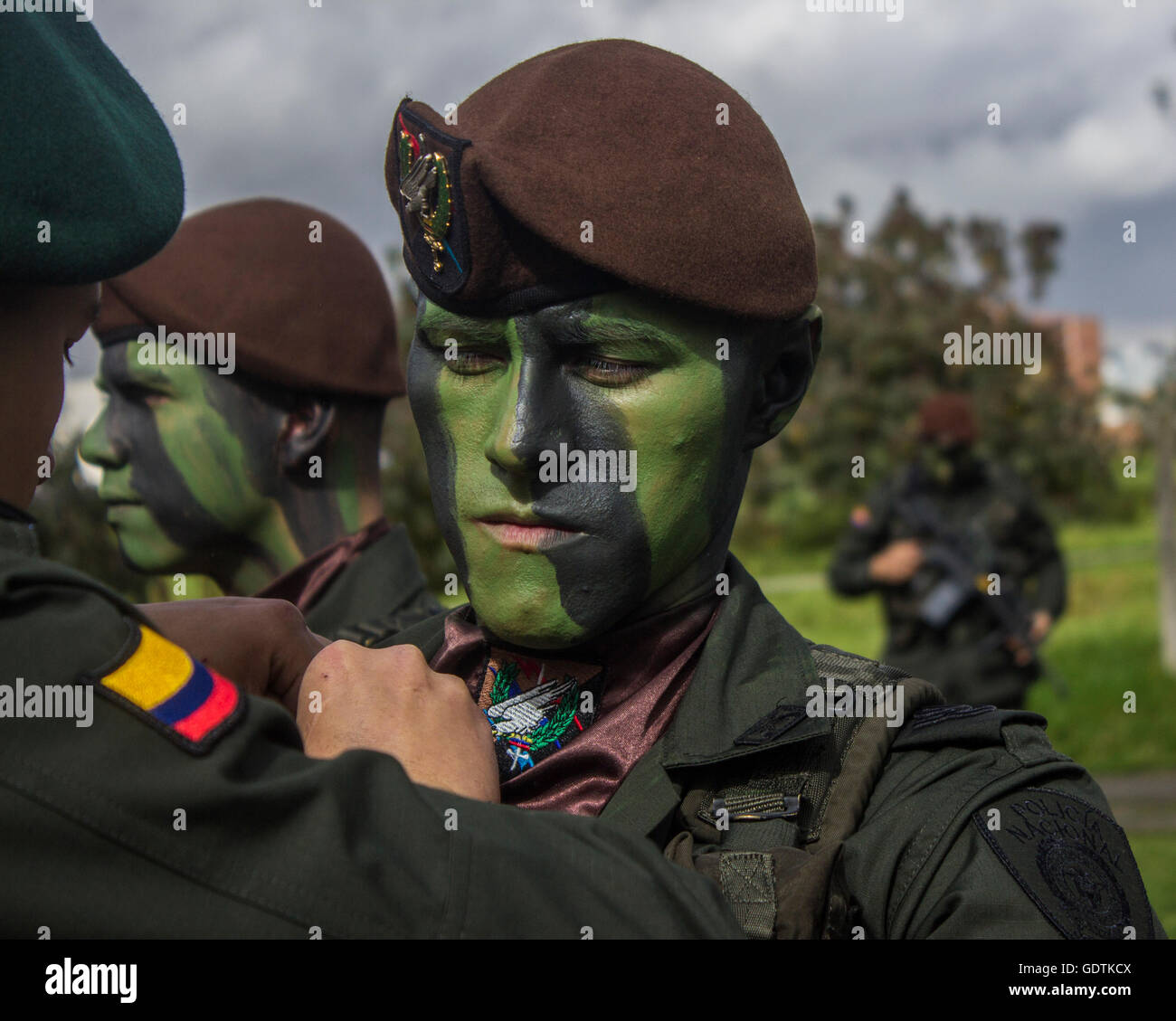 Military faces hi-res stock photography and images - Alamy
