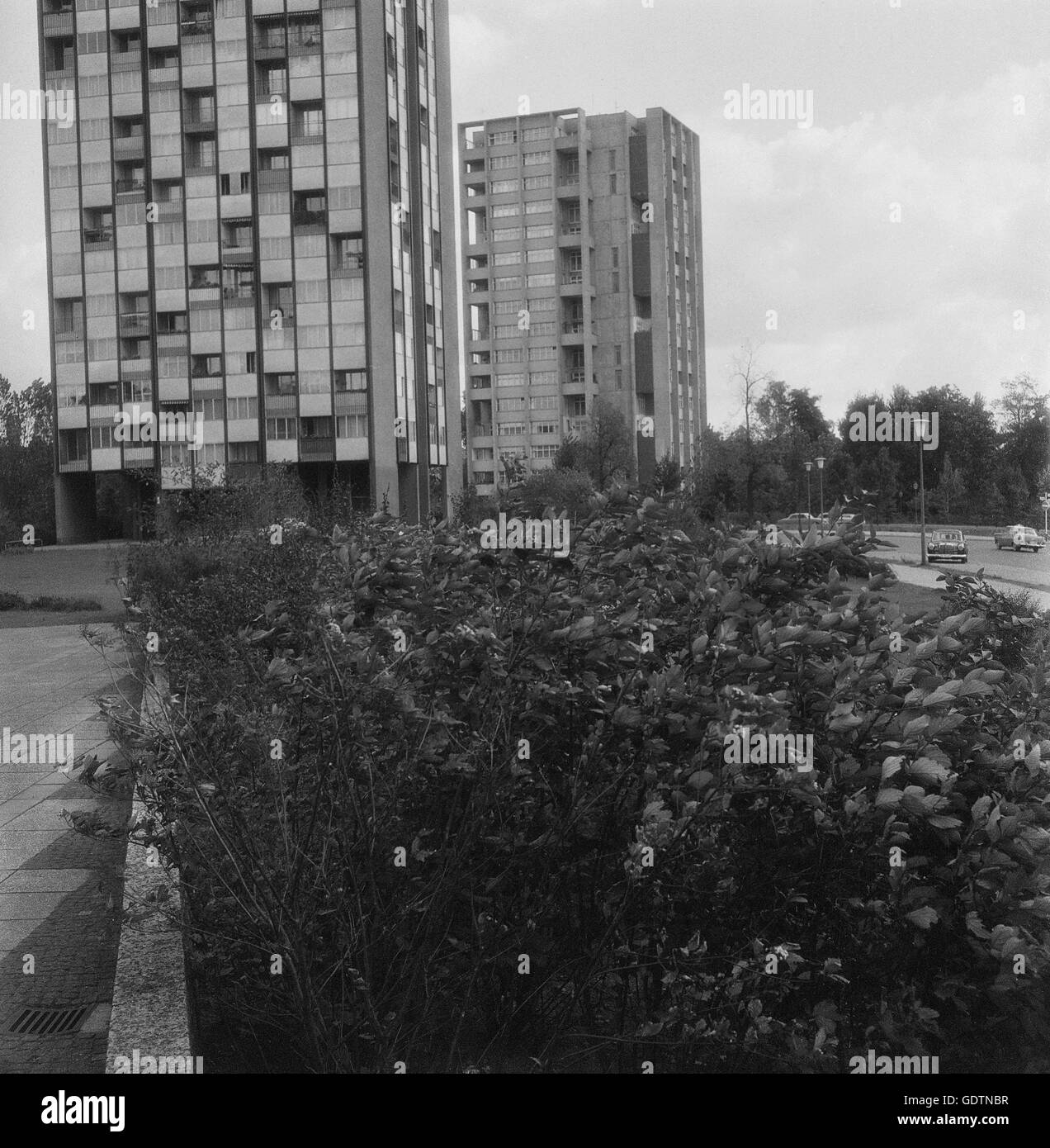 Buildings in the Hansaviertel of Berlin, 1964 Stock Photo - Alamy