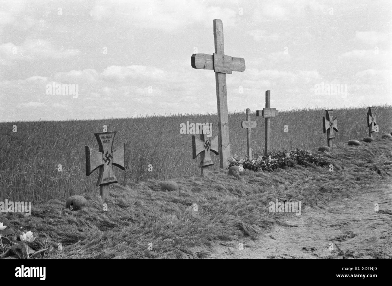 Ss German Soldiers Stock Photos & Ss German Soldiers Stock Images - Alamy