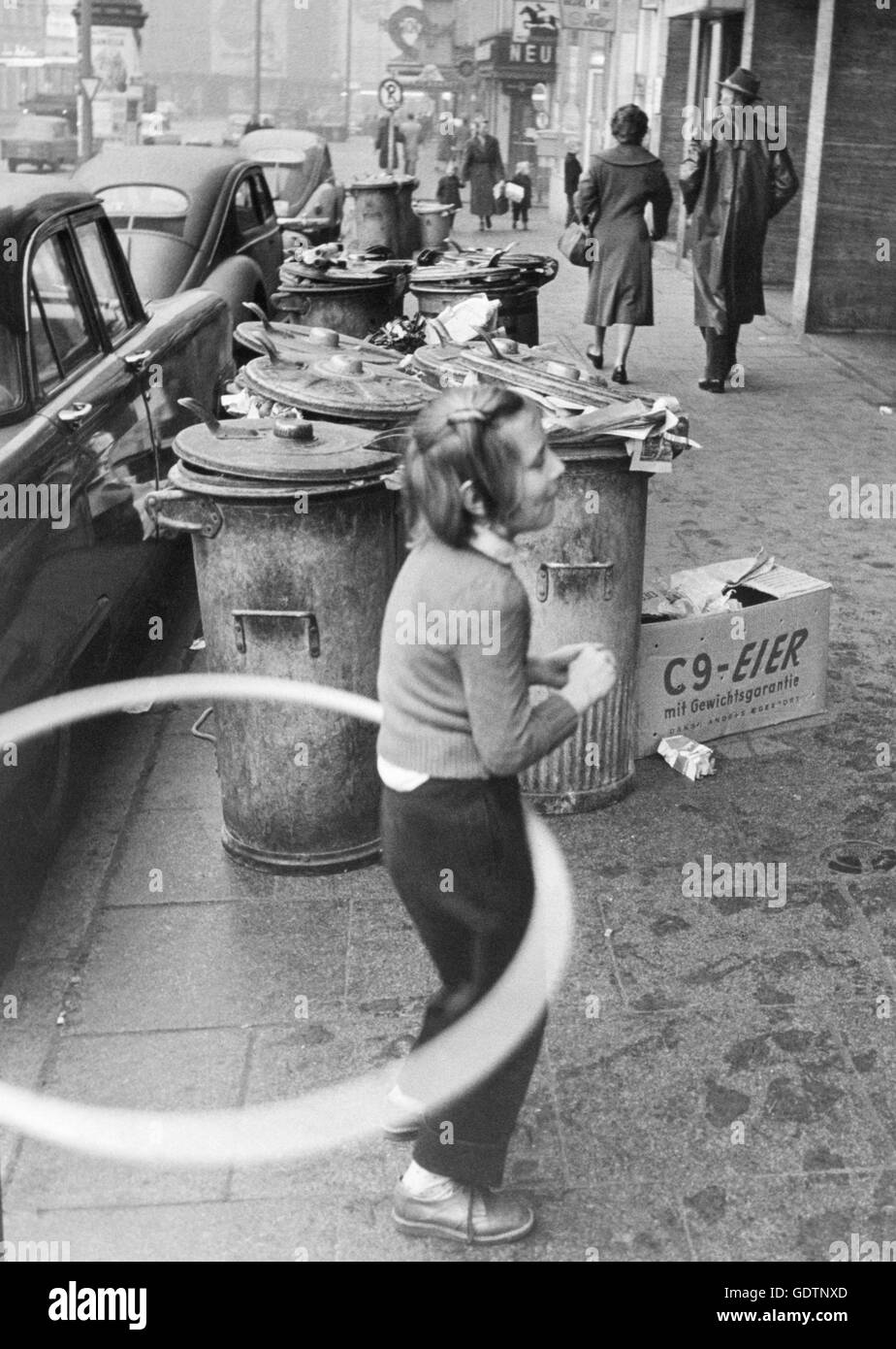 Reeperbahn Black and White Stock Photos & Images - Alamy