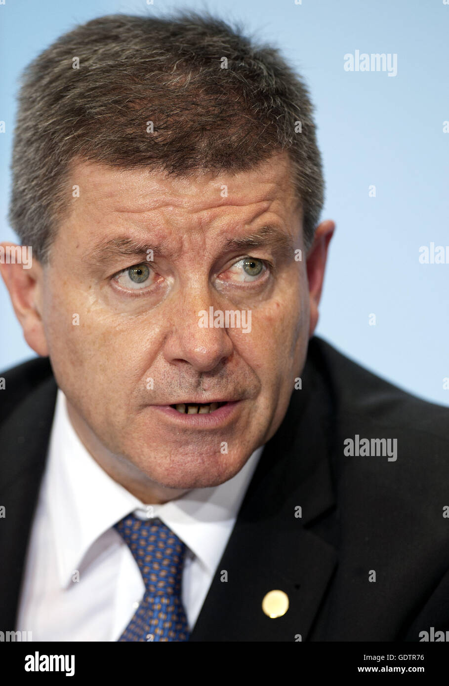 Guy ryder hi-res stock photography and images - Alamy