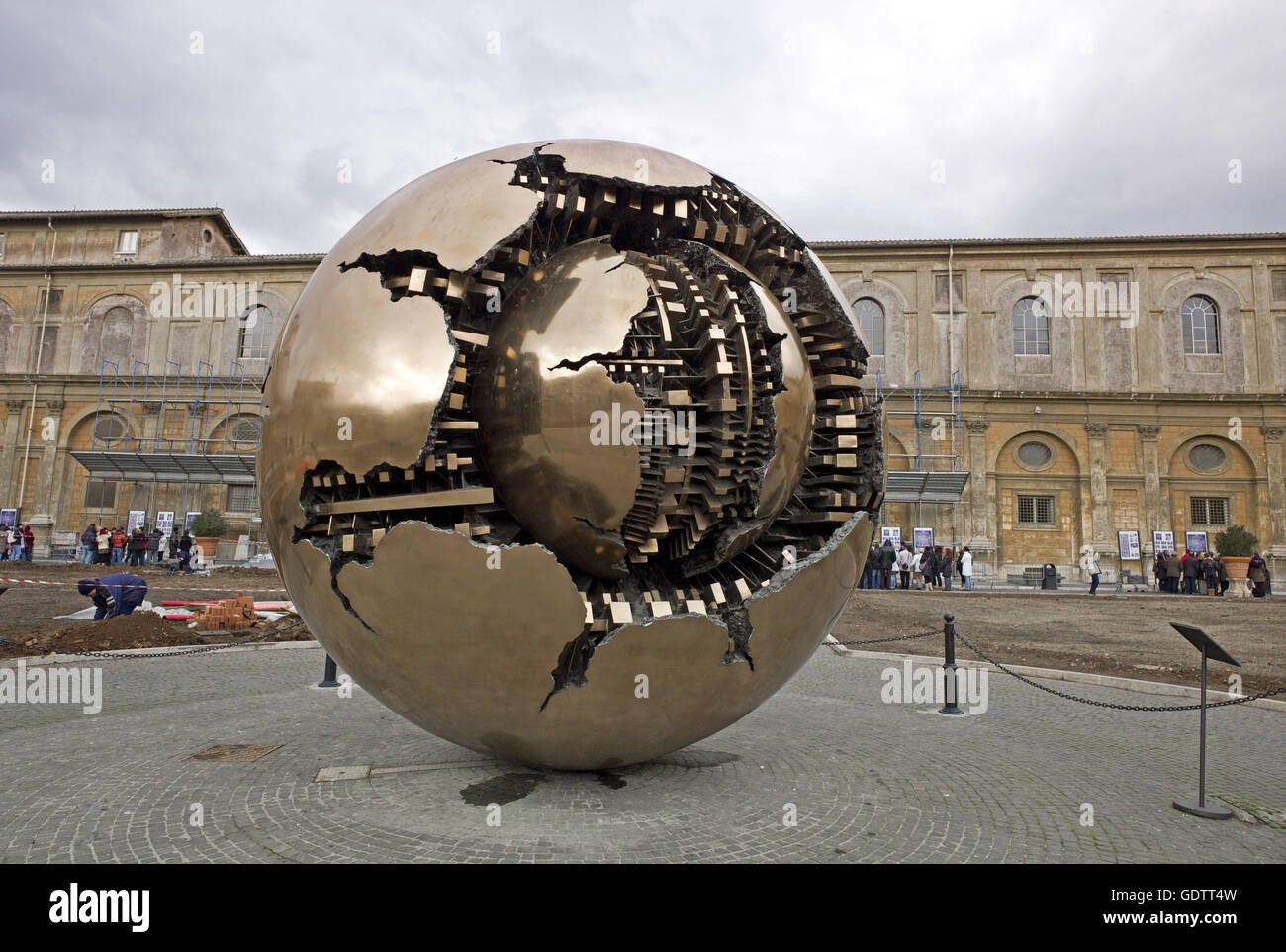 Sfera hi-res stock photography and images - Alamy