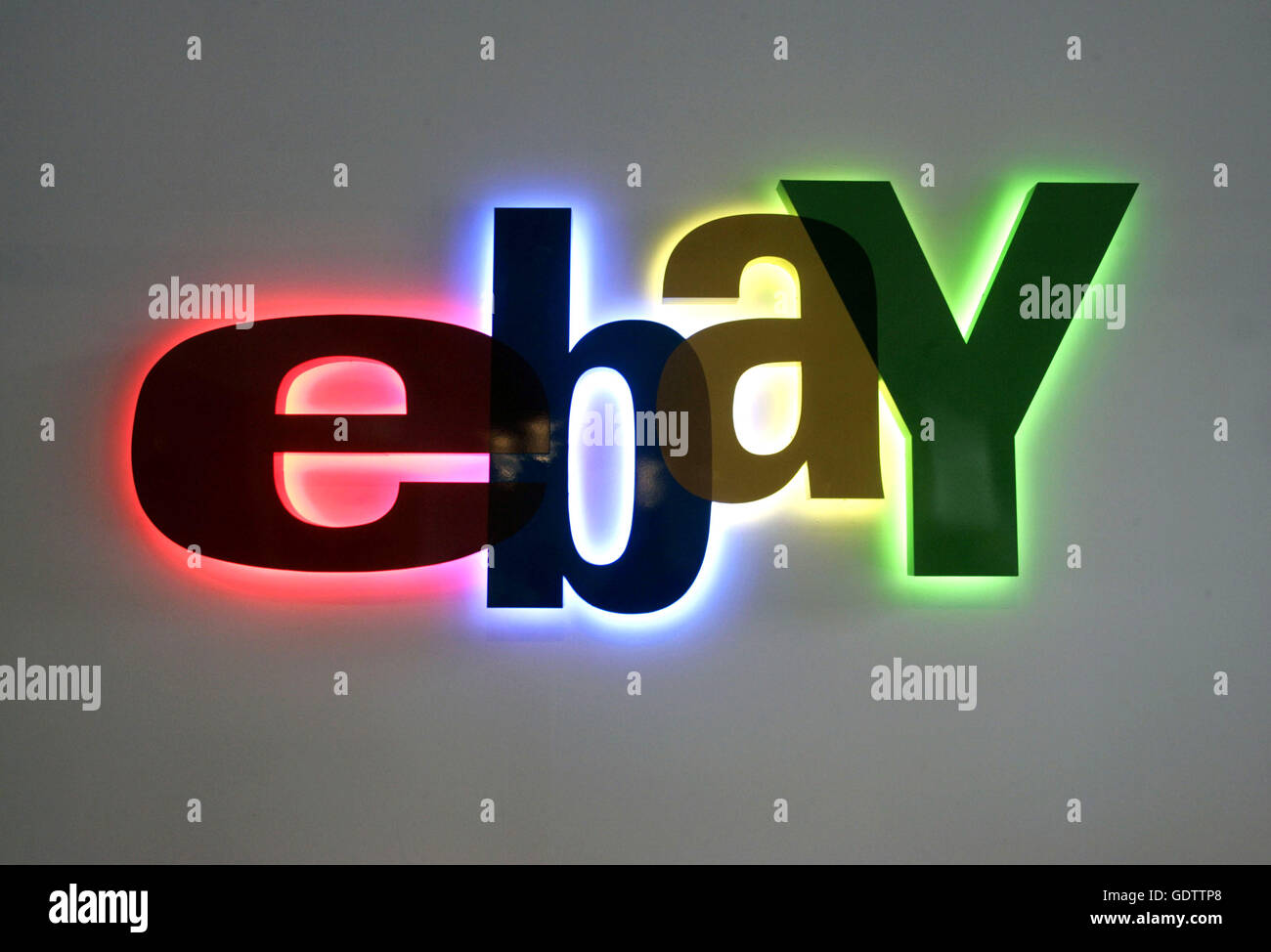 23 09 2004 ebay logo hi-res stock photography and images - Alamy