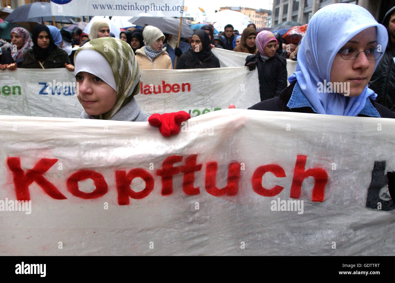 Hijab protest hi-res stock photography and images - Alamy