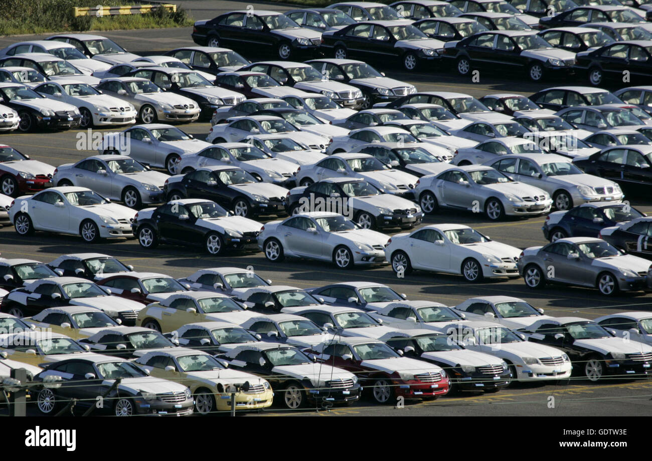 New DaimlerChrysler cars for export Stock Photo - Alamy