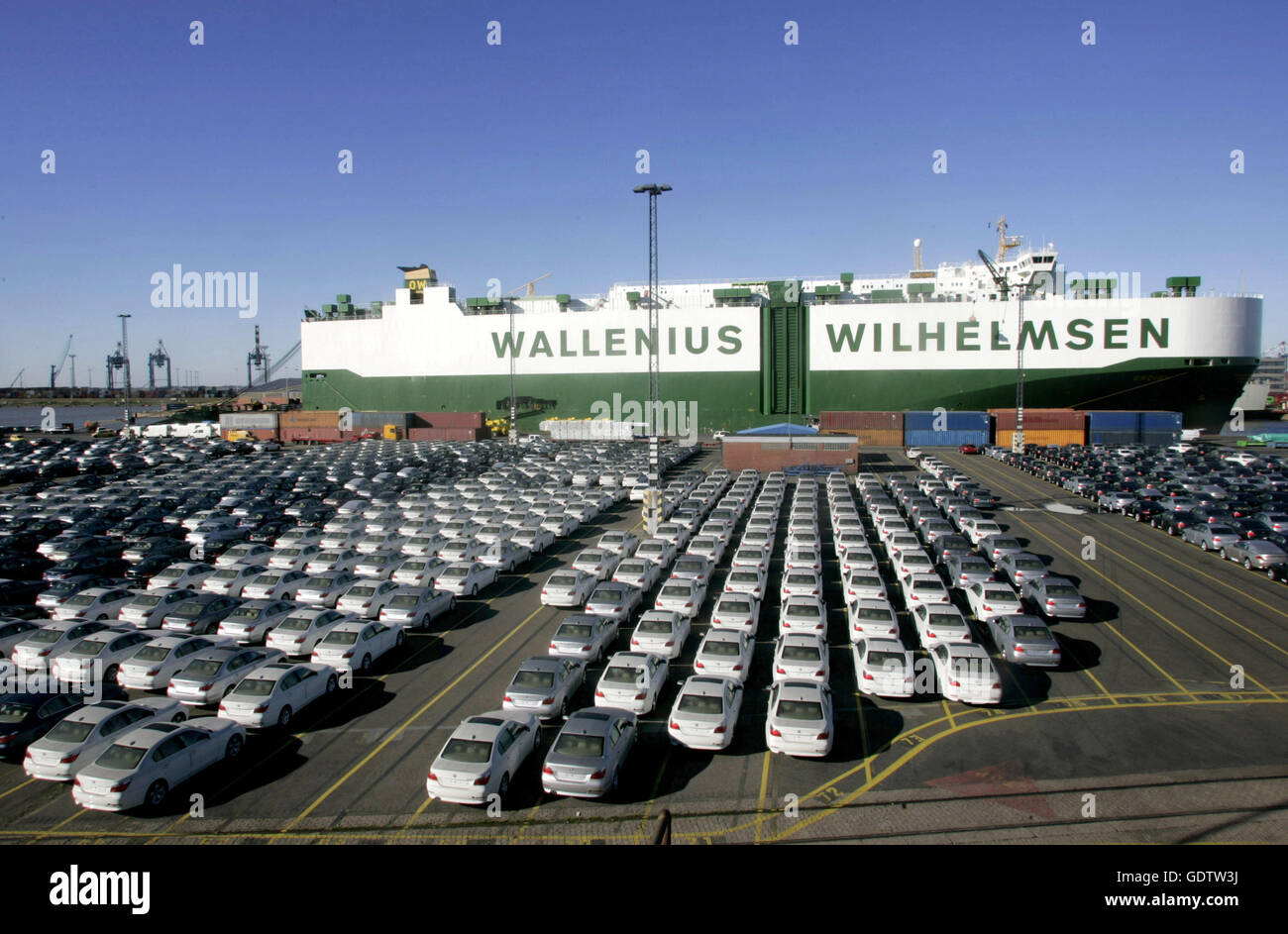 Bmw cars await export at the port of bremerhaven hi-res stock ...
