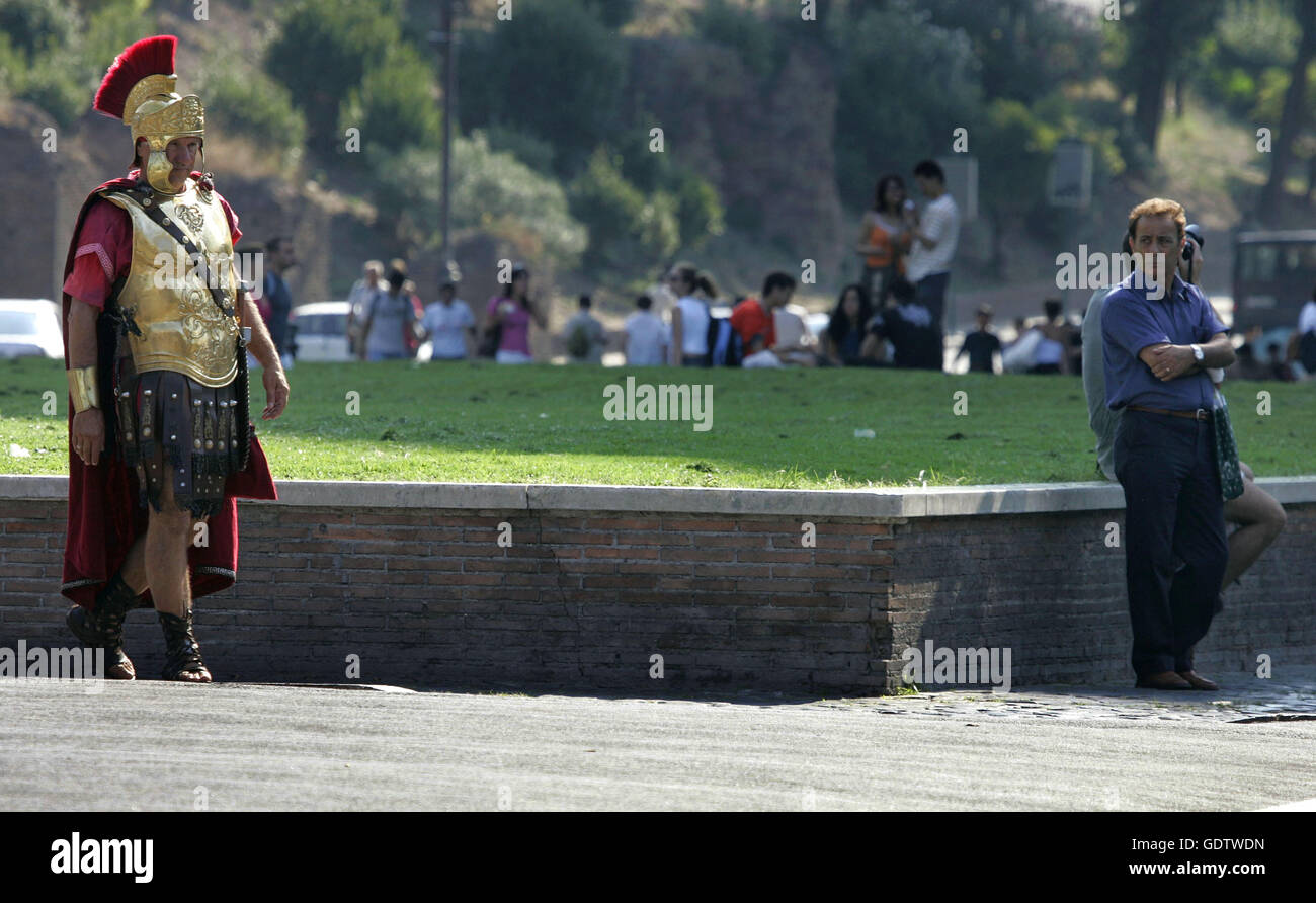 Roman legionary uniform hi-res stock photography and images - Alamy