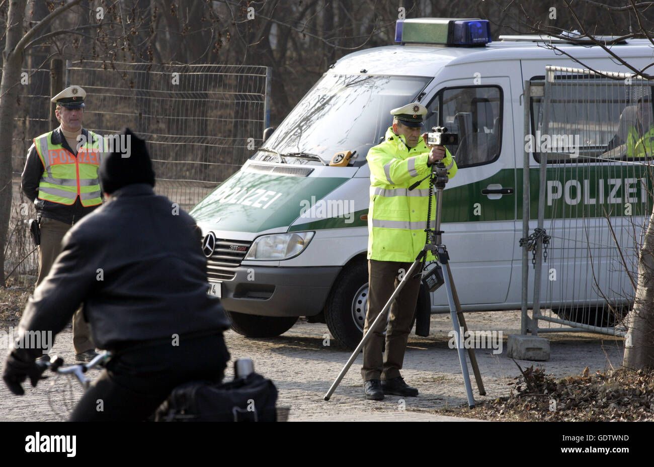 Police officers check traffic hi-res stock photography and images - Alamy