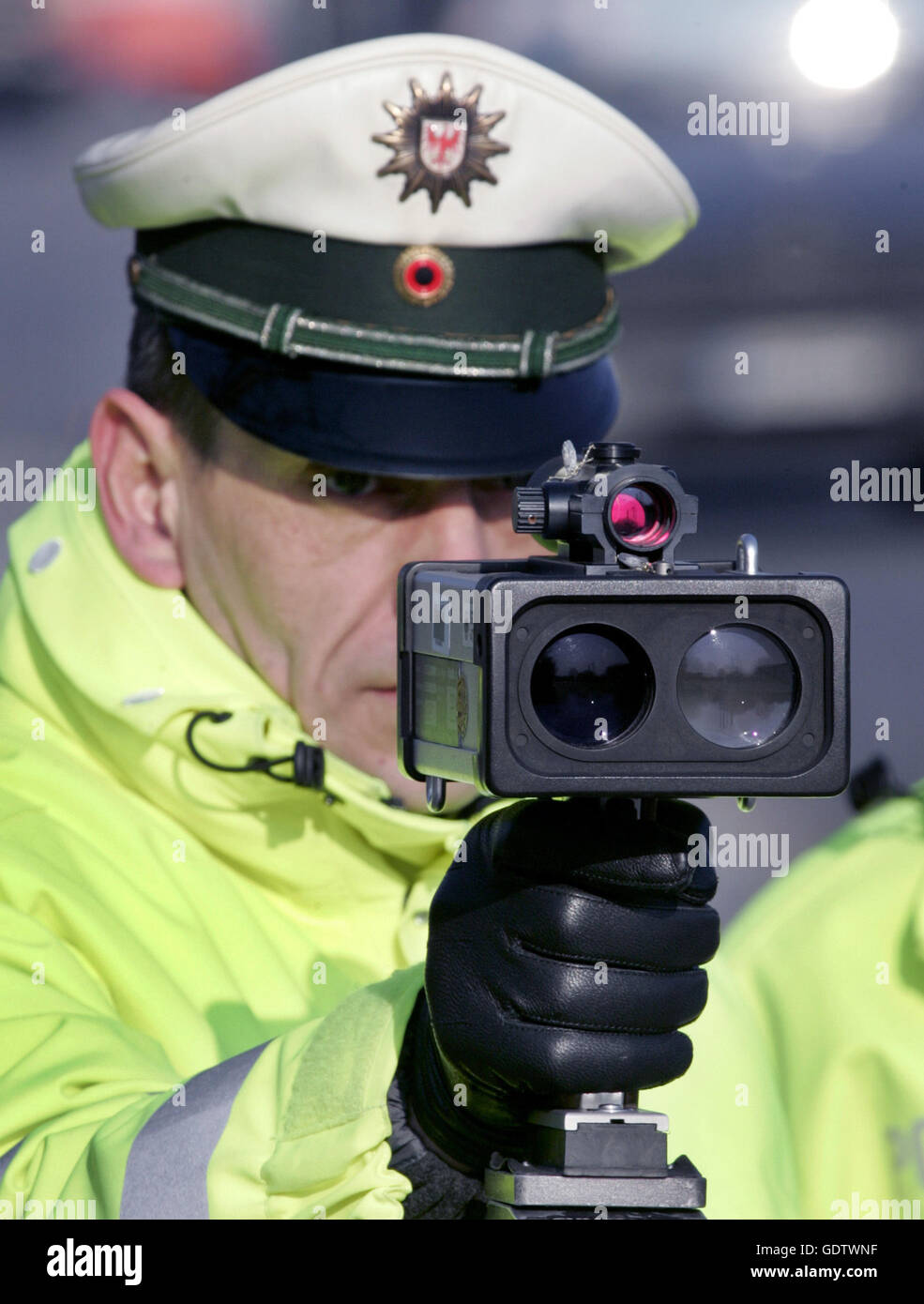 Police speed check hi-res stock photography and images - Alamy