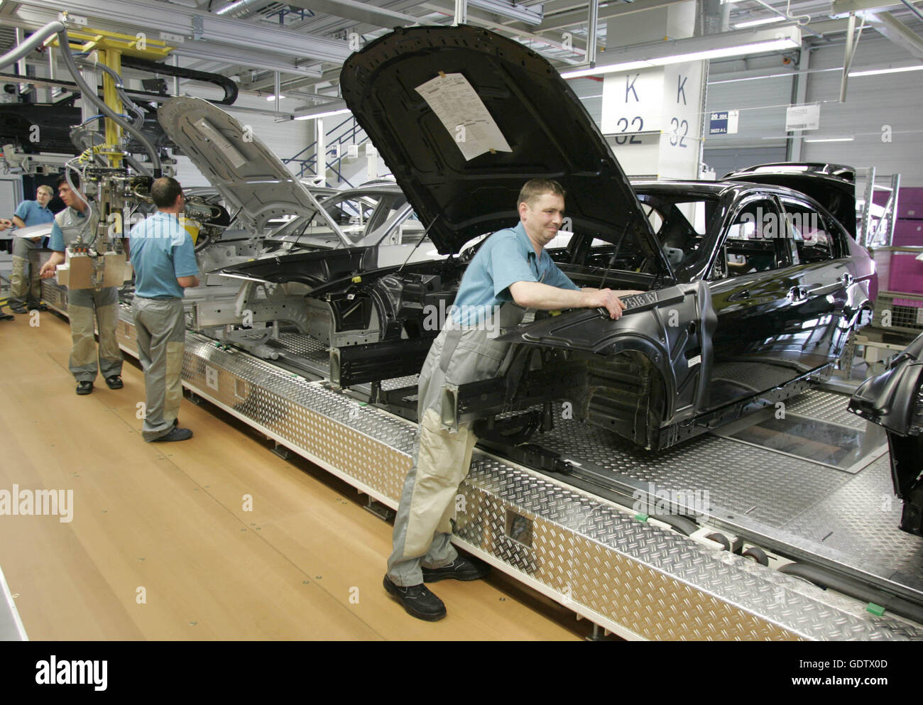 BMW Plant Leipzig Stock Photo - Alamy