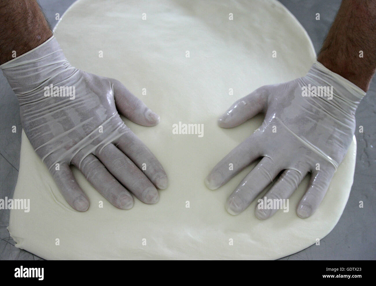 20 5 05 buffalo mozzarella production mozzarella sheets hi-res stock ...