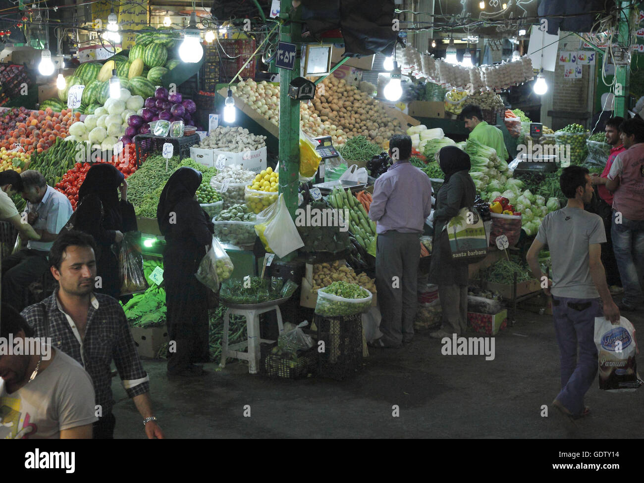 Tehran tajrish market hi-res stock photography and images - Alamy